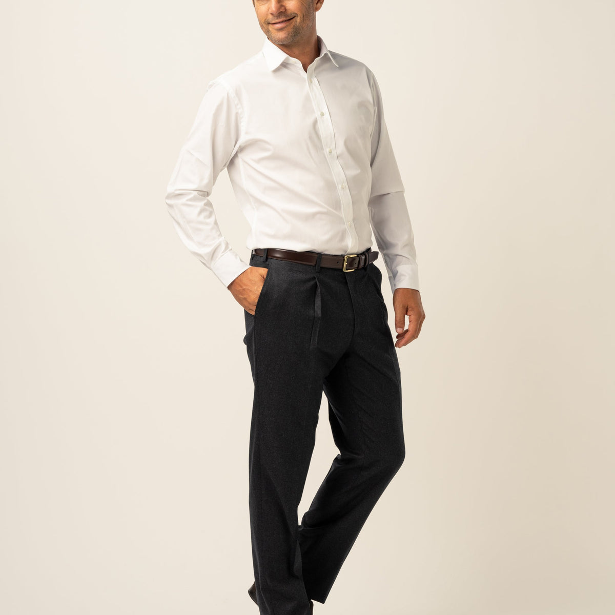 Camisa Lisa branca Colarinho Clássico Punho Simples. 100% Algodão ...